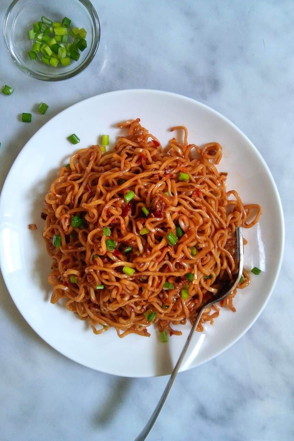 10 Minute Spicy Ramen - Spoons Of Flavor