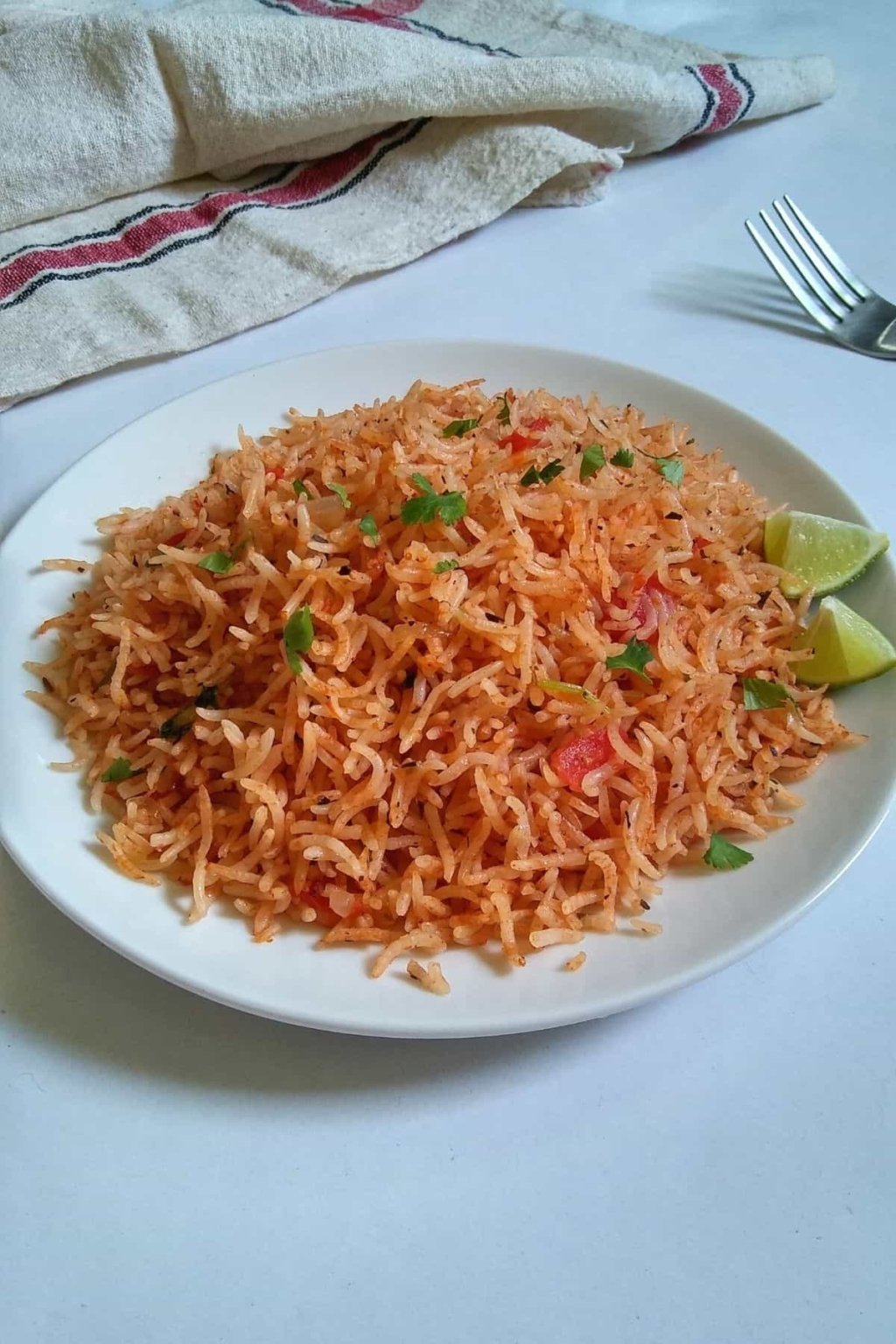 Homemade Spanish Rice (Quick and Easy Recipe) - Spoons Of Flavor