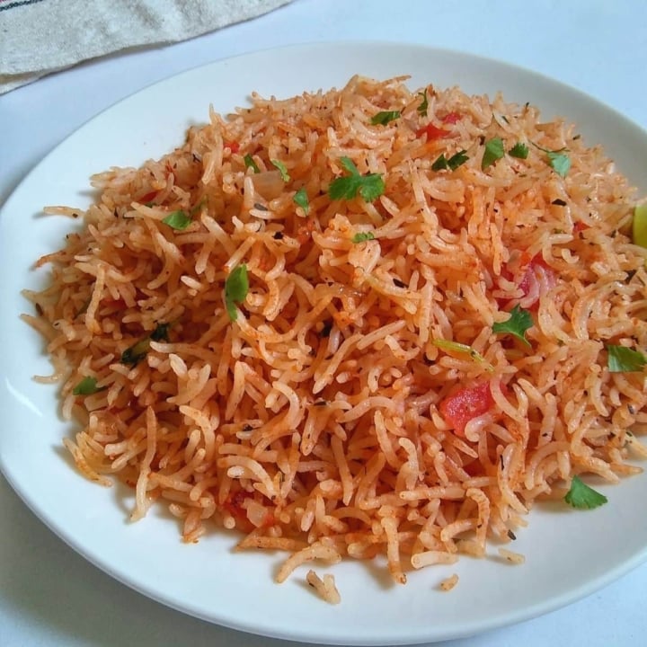 Homemade Spanish Rice (Quick and Easy Recipe) - Spoons Of Flavor