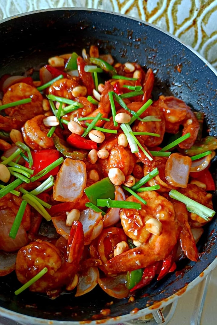 Kung Pao Shrimp Recipe - Ready In Minutes - Spoons Of Flavor