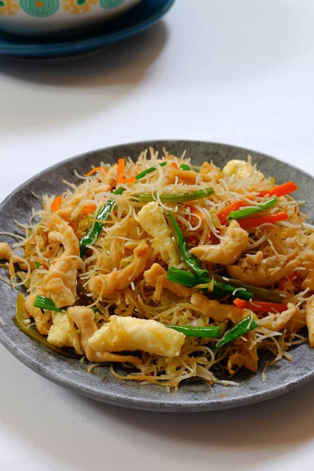 Chicken Mei Fun Home-Style Noodle Recipe - Spoons Of Flavor