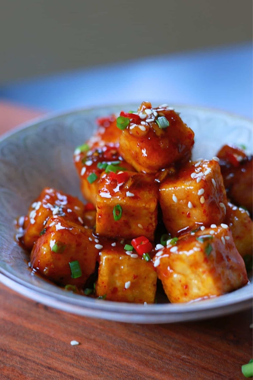 Easy Honey Garlic Tofu (Sweet and Spicy) - Spoons Of Flavor