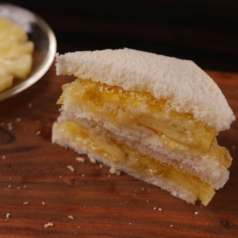 Quick Pineapple Sandwich Recipe (Sweet and Cheesy) - Spoons Of Flavor